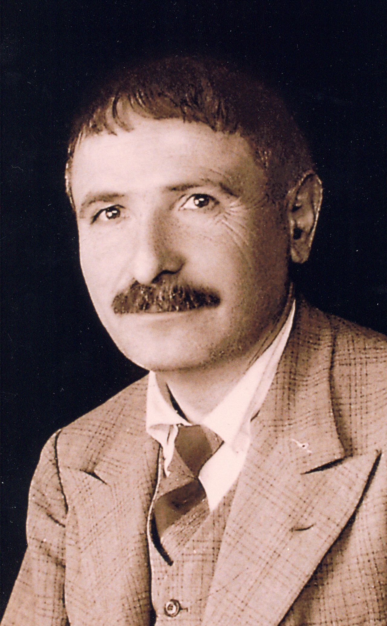 Zatti - Archivo Histórico Salesiano - Don Bosco Sur